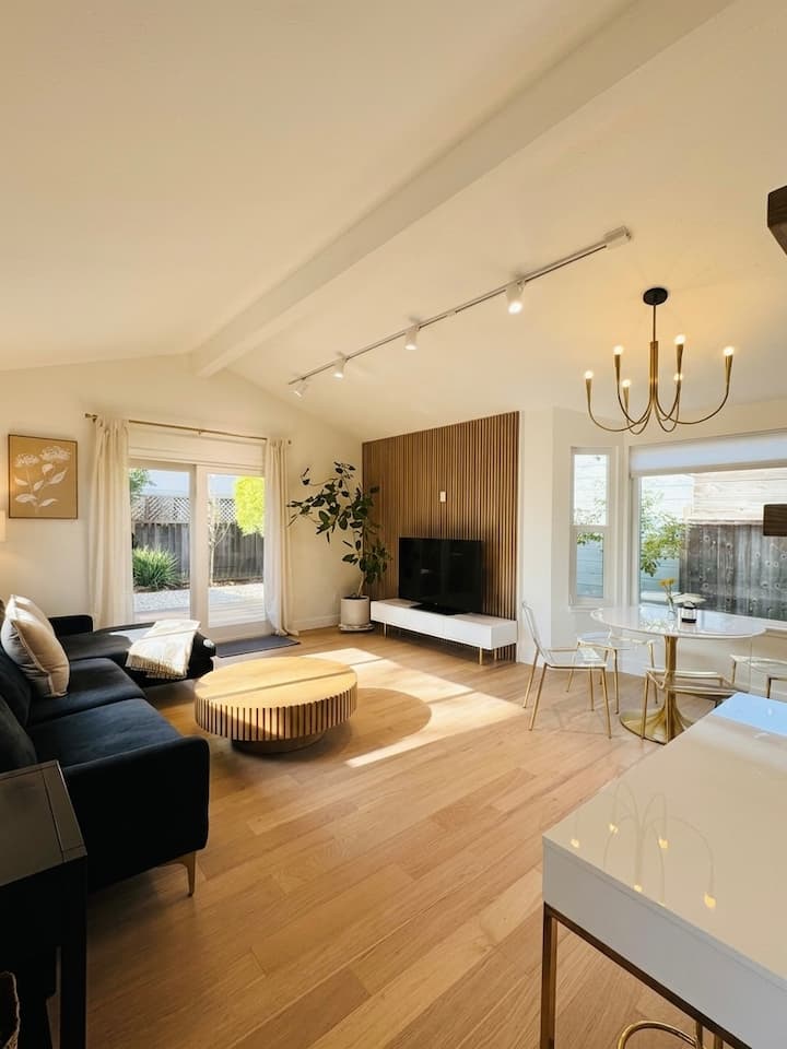 Boutique 2br/2ba | Private Garden |Nr. Santana Row - Santa Clara, CA