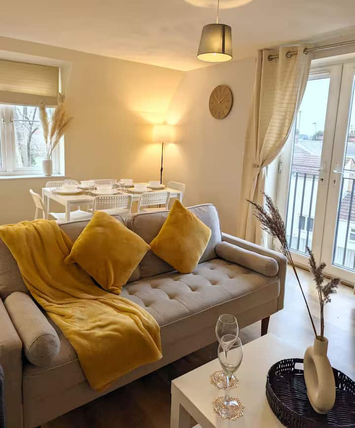 Modern 2-bed In Ipswich • Free Parking & Fast Wifi - Ipswich
