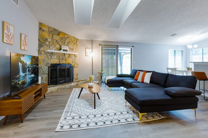 Sleeps 6+mbr W/king+nr Mayo Clinic+fireplace - closed, Jacksonville