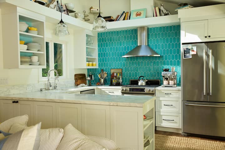 Modern Cottage In The Redwoods. - Stinson Beach, CA