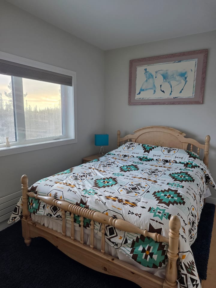 Aurora Escape By Great Slave Lake - Yellowknife