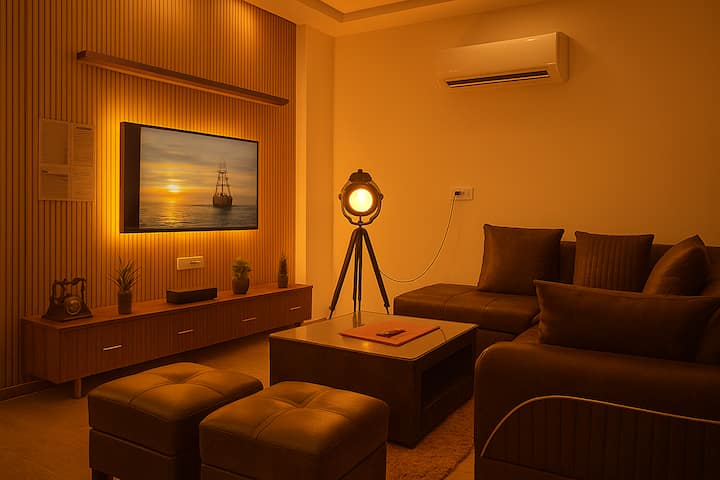 Happy Homezz | Retro Luxe Stay | 3bhk - Delhi, India