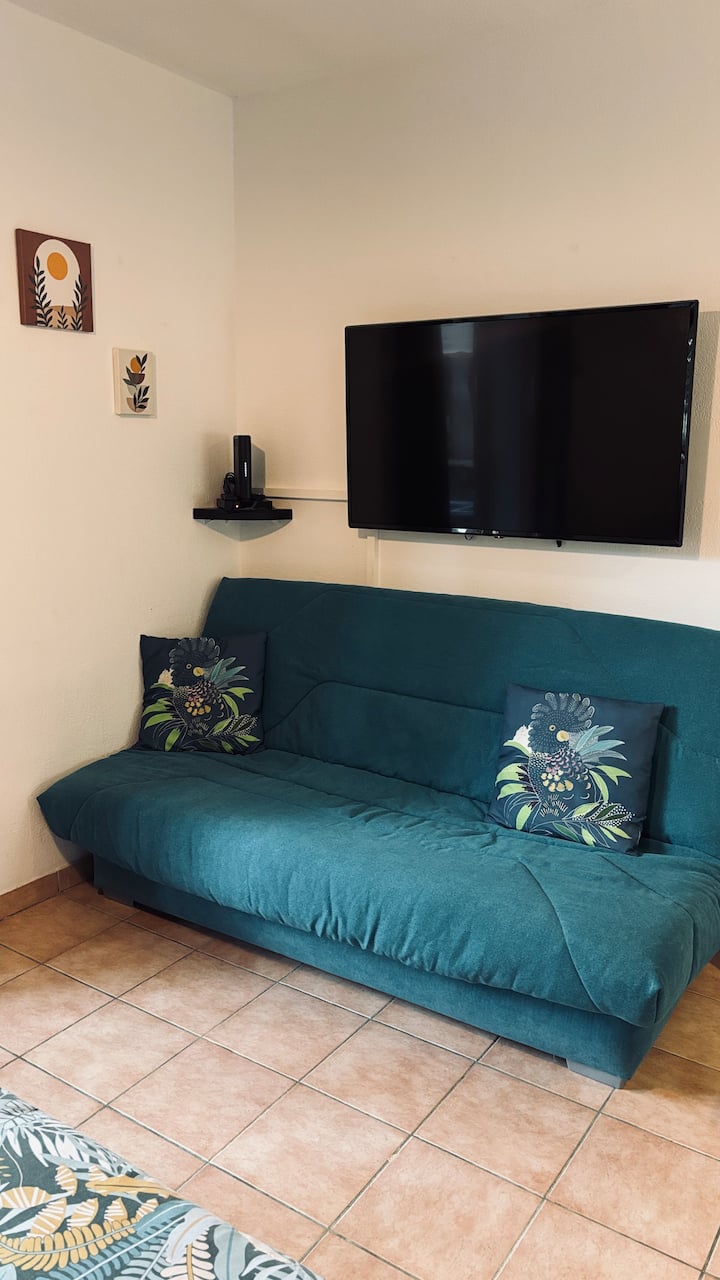 Studio Avec Terrasse Parking Piscine, Proche Golf - Mouans-Sartoux