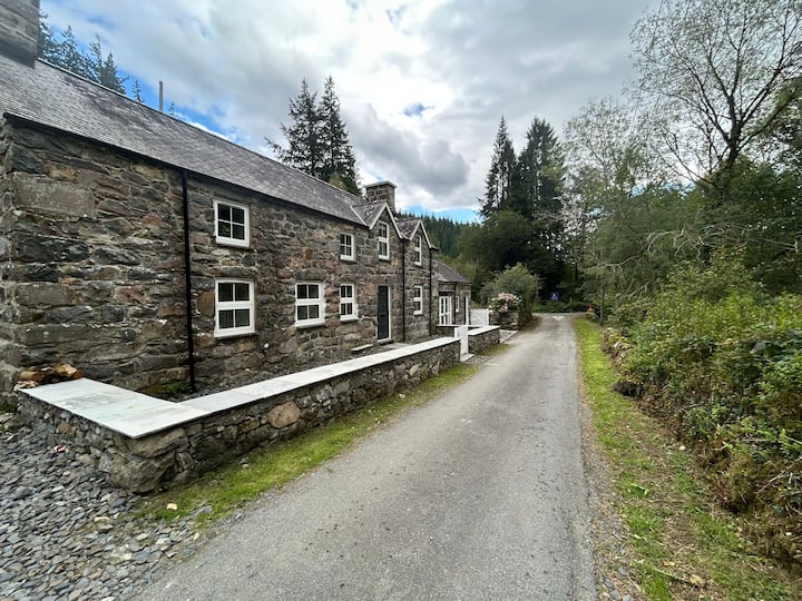 Stunning Cottage Near Dolgellau - Dolgellau