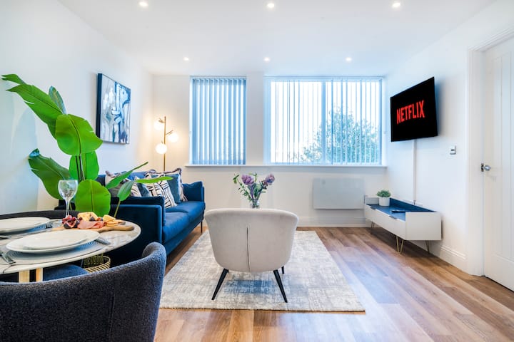 Central Gravesend 1br | Kitchen +Wi-fi | Sleeps 2 - Kent