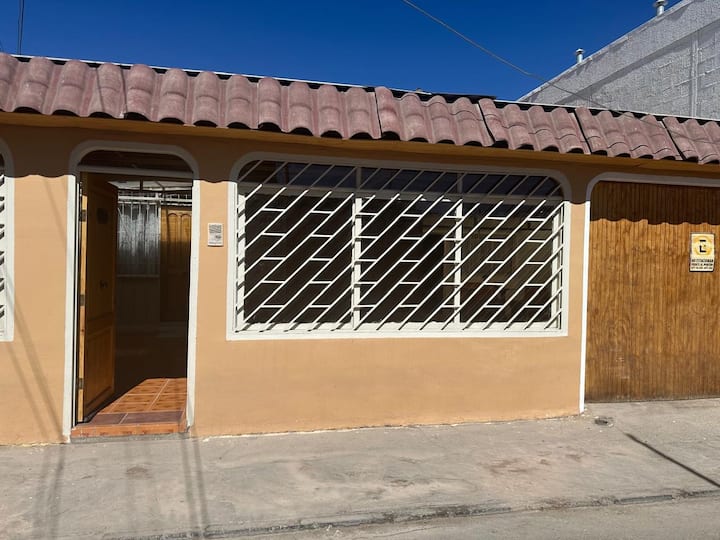 Hogar Amplio, Perfecto Para Trabajadores Y Empresa - Calama