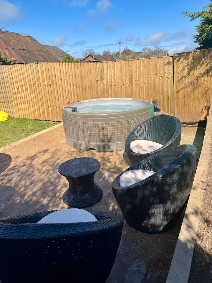 Cosy 3br Near Clwydian Range& Chester With Hot Tub - Cheshire