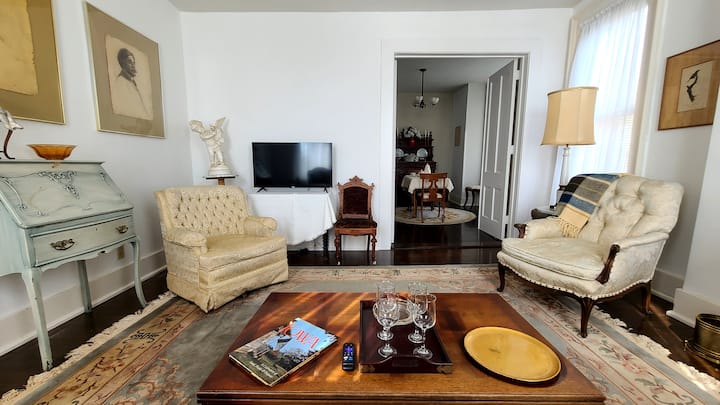 Susan V. Clark Suite - Wildcat Den State Park, Muscatine