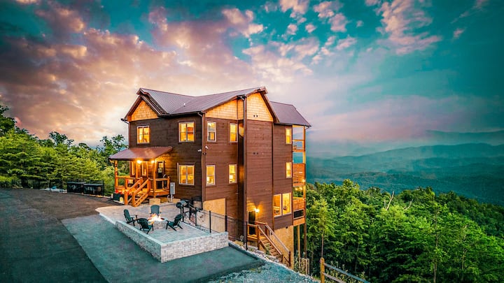 Top 1% Views! 4 Kings, Private Pool, Theater - United States