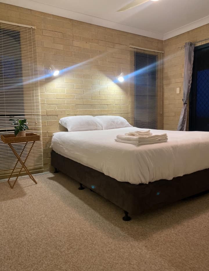 The Boat House - Island Views - Hervey Bay