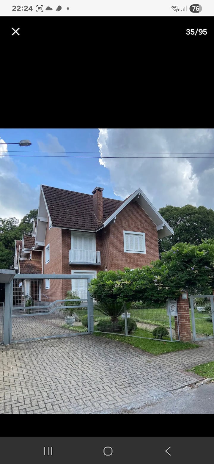 Dúplex No Condomínio Dona Helena. - Gramado