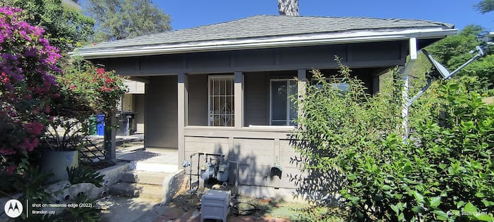 Large 1 Bedroom House In Beautiful Mission Hills - SeaWorld San Diego, San Diego