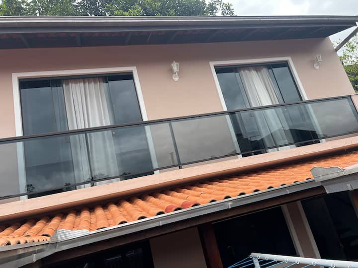 Lar Acolhedor Ideal Para Famílias Até 5 Hóspedes. - Joinville