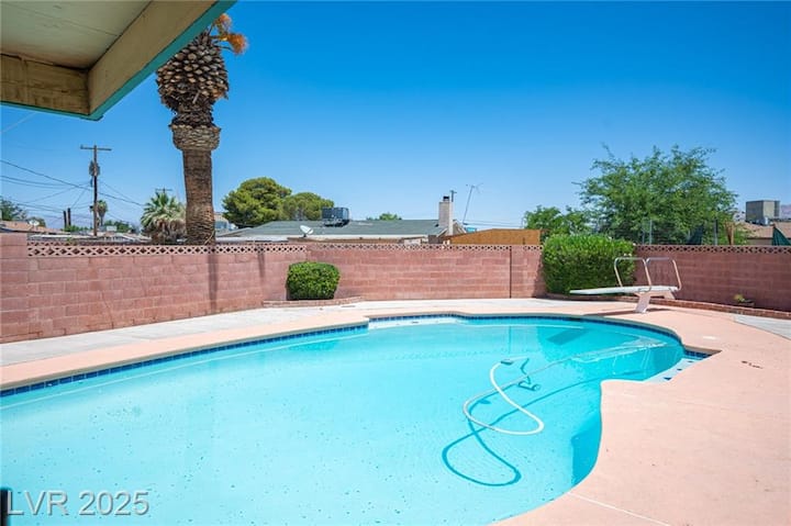 Maria Ville - Las Vegas, NV