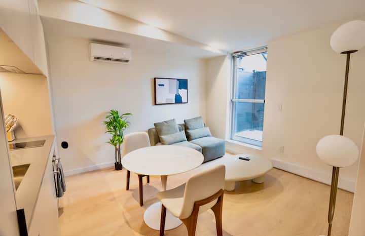 1-bedroom In The Heart Of Downtown Of Mtl | 27 - Montreal