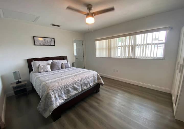 Lf Unit 3. Modern Studio In Lakeland - Lakeland, FL