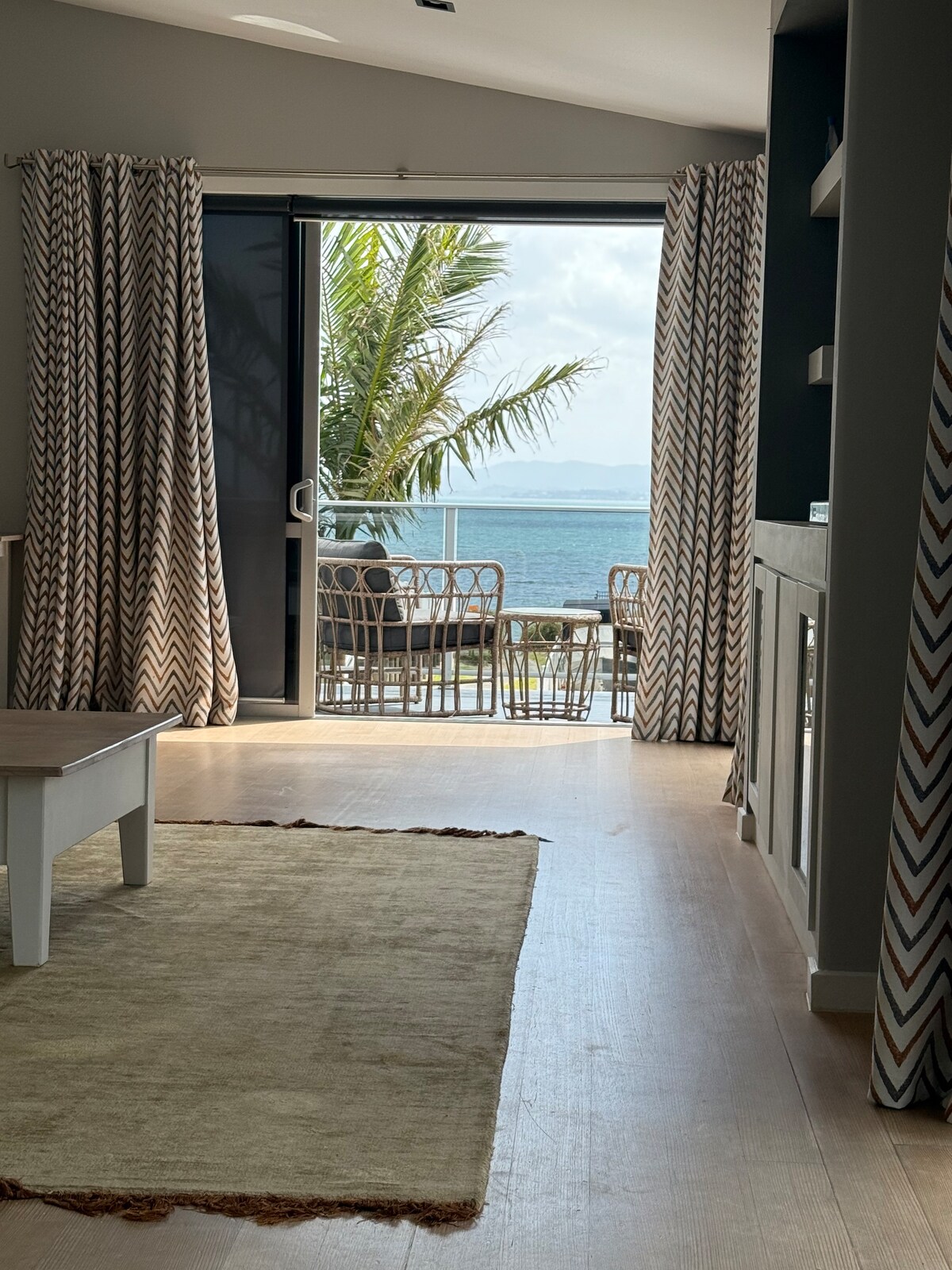 Harbour view lookout - Houses for Rent in One Tree Point, Northland ...