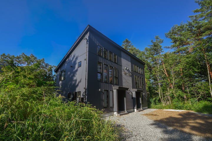 Greyton A — Brand New Chic Bright Spacious 2br - Hakuba