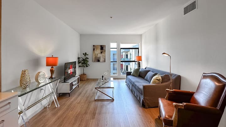 Modern Hollywood Apartment - Los Ángeles