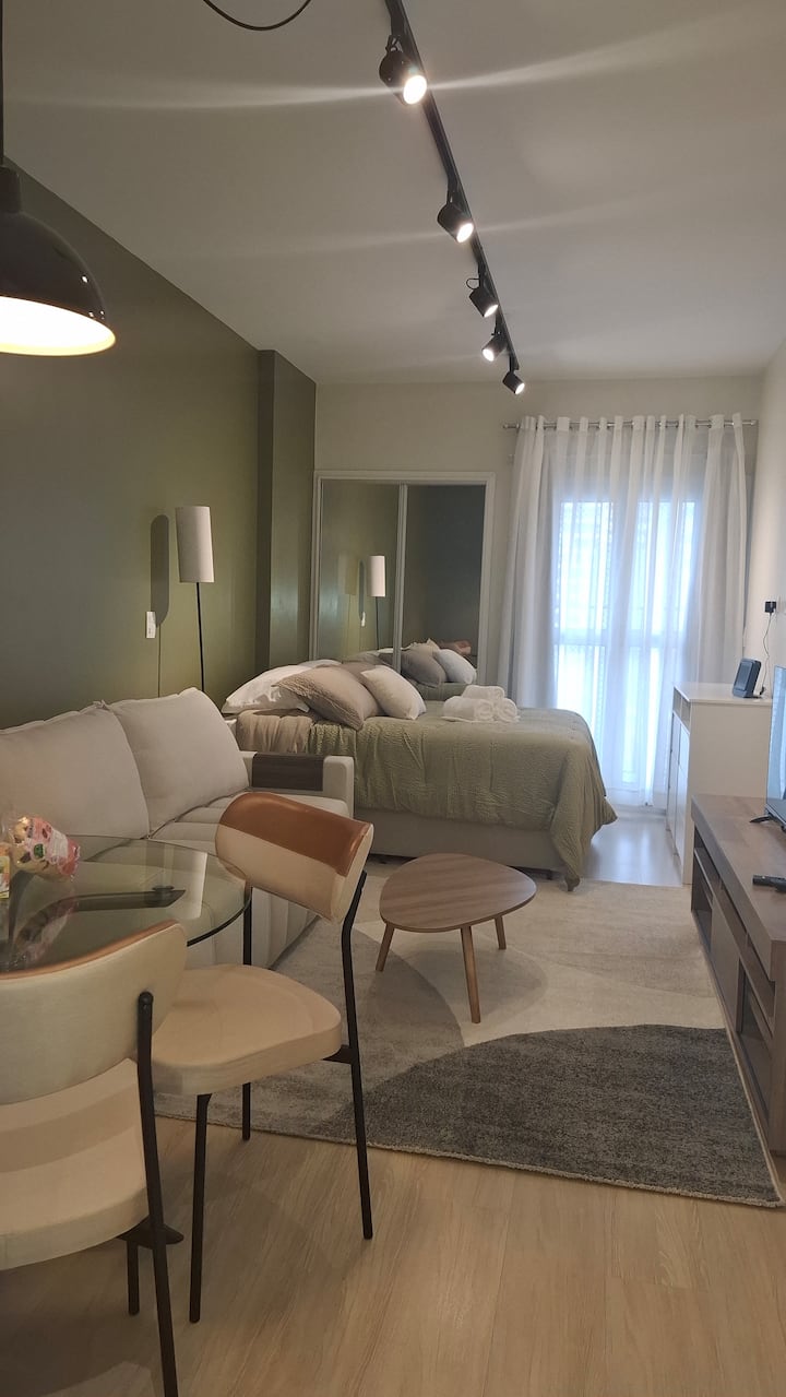 Stay Cwb, Hospedagem Moderna E Funcional. - Curitiba