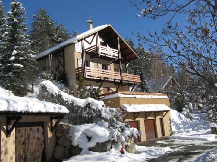 Chalet Familial Avec Superbe Vue - La Salle les Alpes