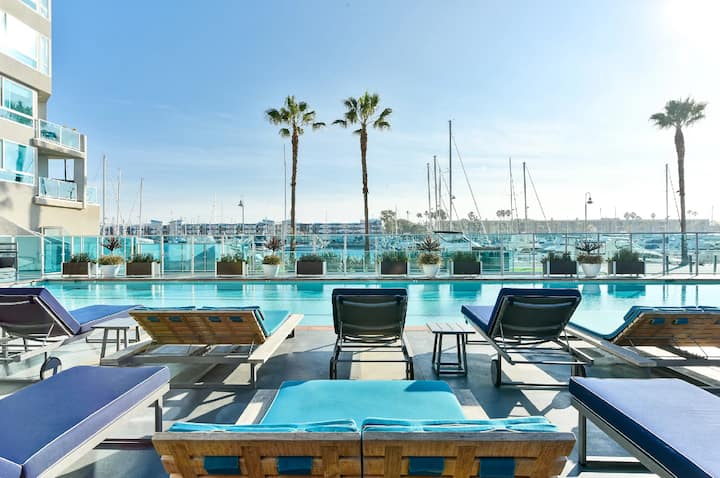 Luxury 3bath Marina Apartment - Marina del Rey, CA