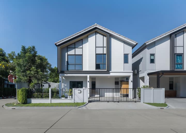 Private Family Stay | Near Bkk Airport - Aéroport Suvarnabhumi de Bangkok (BKK)