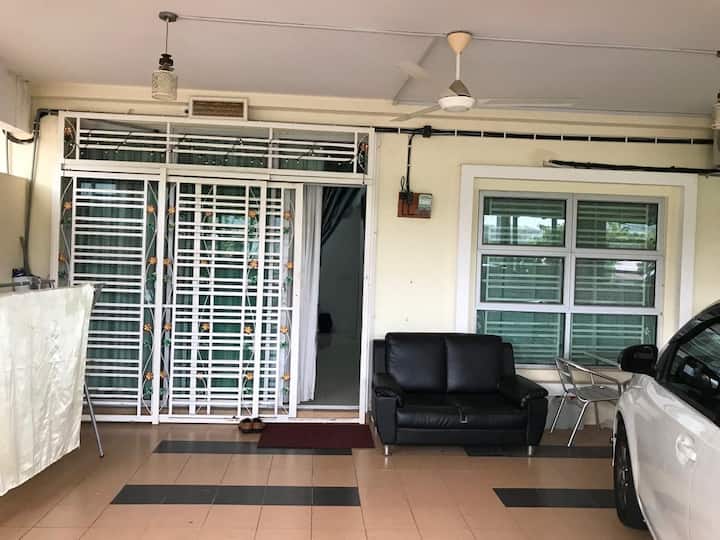 Suria Homestay - Pedas