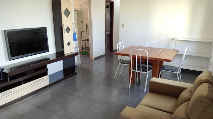 Apartamento 3/4 Acomoda Até 7 - Uberlândia