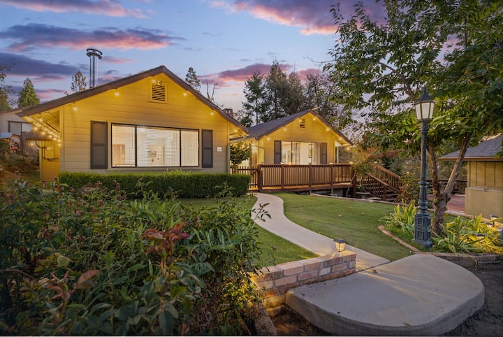 The Lakeside Passage Retreat | Bass Lake - Bass Lake, CA