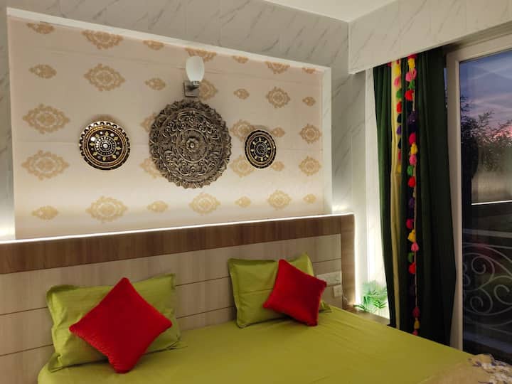 A.c Luxury Room With Peaceful, Cozy Vibes - Vrindavan