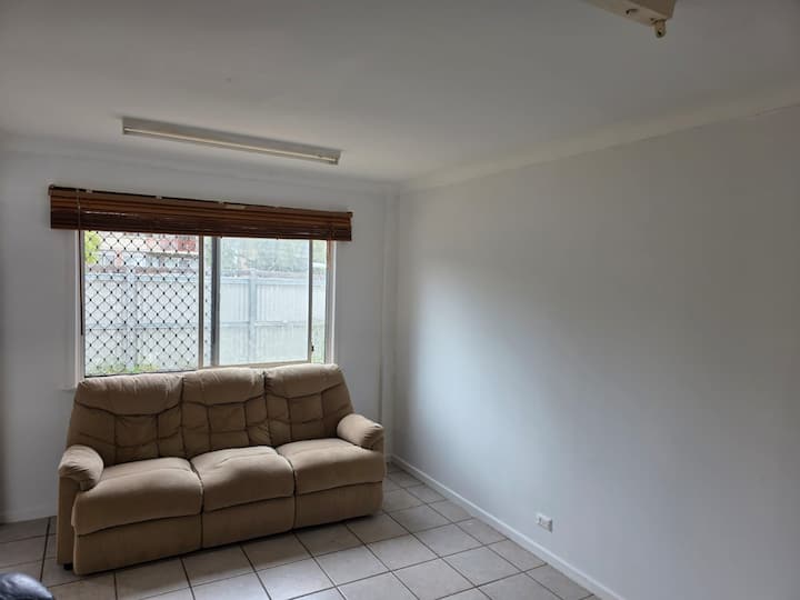 Crown Of Rockhampton - Rockhampton