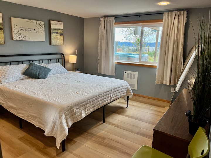 Pennview Homestead - Coupeville, WA