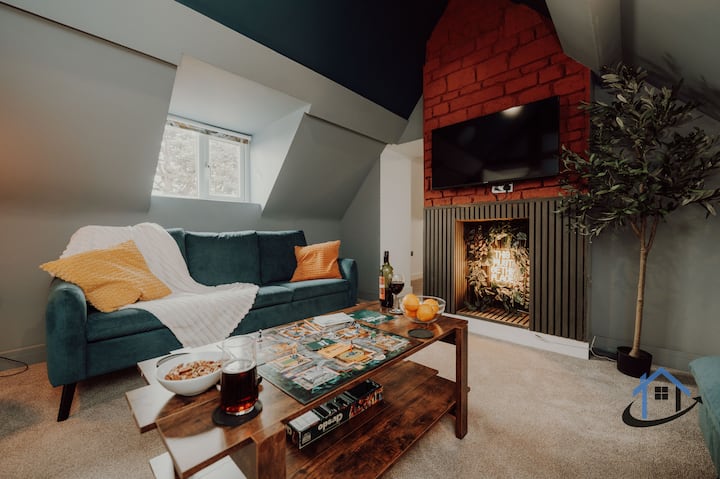 Apt 5 - 3 Bed 2 Bathroom Sleeps 5 Parking Wifi - Rutland