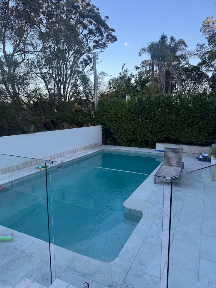 Northern Beaches Oasis Surrounded By National Park - Hornsby