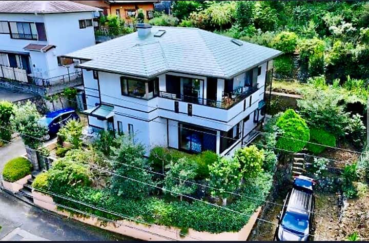 热海海岸山景・庭院Bbq・整栋大型旅馆・免费停车3台・离最近车站步行15分 - Atami