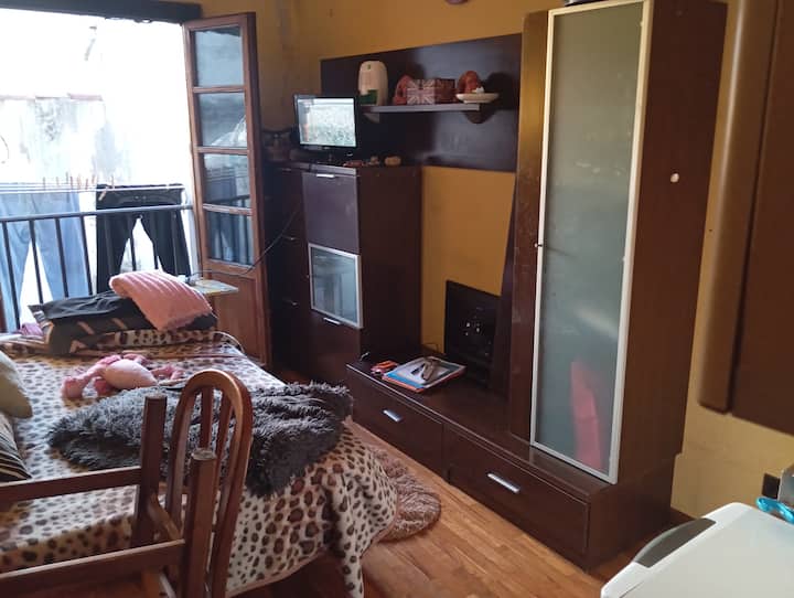 Apartamento En El Centro Cómodo Sencillo - Oviedo