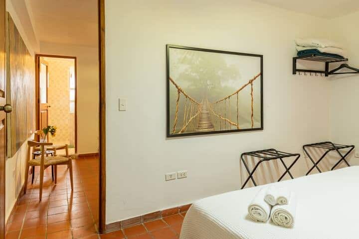 Picasso Art Suite · Free Wifi & Elegance - Havana