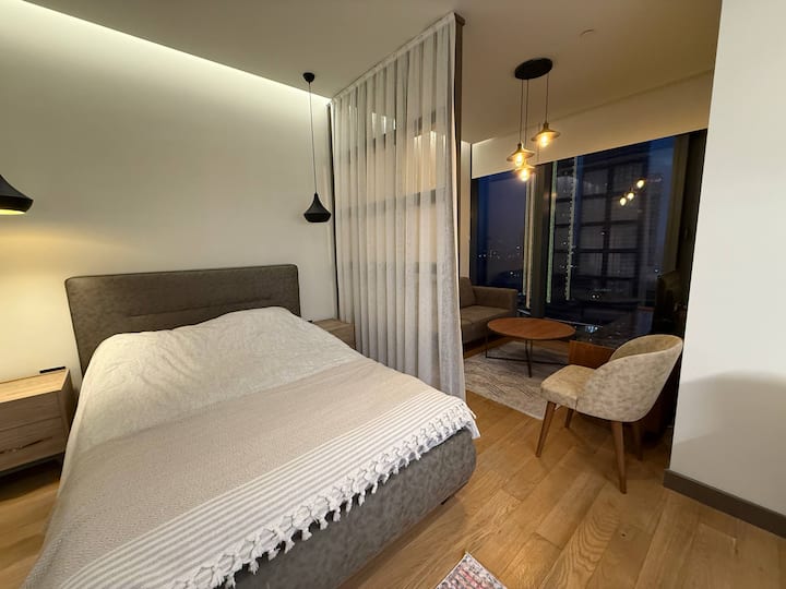Luxury & Comfortable 1+1 | Pool & Secure Residence - İzmir