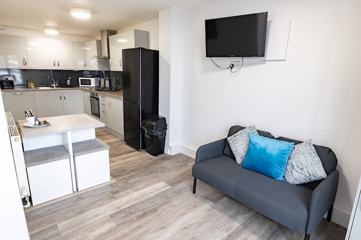 Stylish 4 Bedroom En-suite Flat In Lincoln Ln1 - Lincolnshire