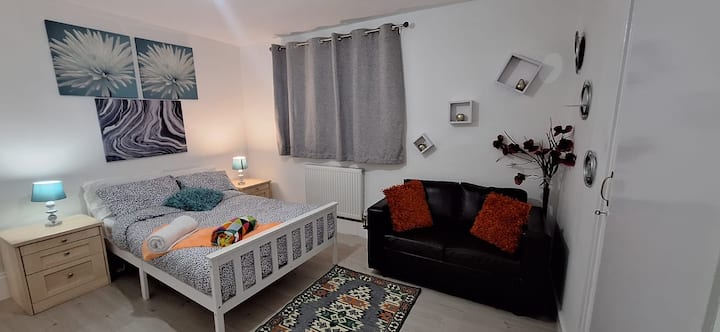 Plush / Cute Flat In Kilmarnock - Ka1 - Kilmarnock