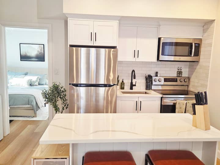 Bright & Cozy 1 Bed Downtown Stay In St Thomas - St. Thomas