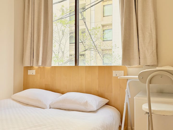 Centertokyo! Ueno 3 Min, Designroom Dyson Freewifi - Tokyo