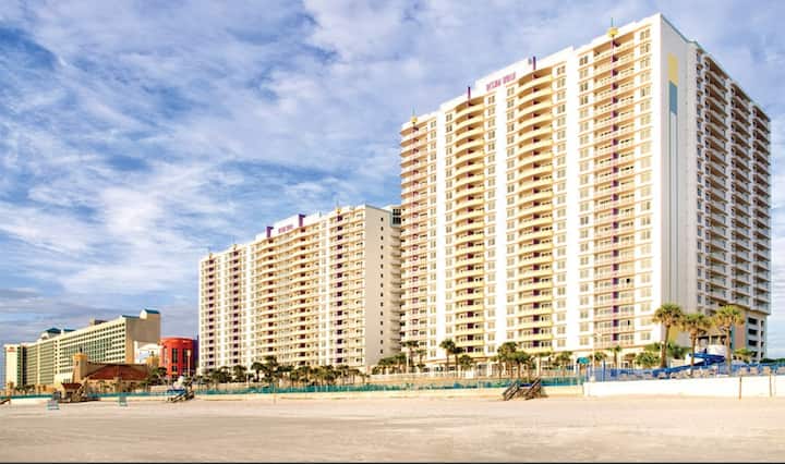 1 Bedroom Deluxe Condo, Ocean View, Wyndham - Daytona Beach, FL