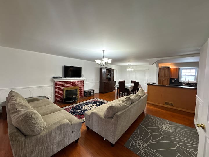 Affordable Comfortable Gmu, Dc, Airport, Burk Lake - Fairfax