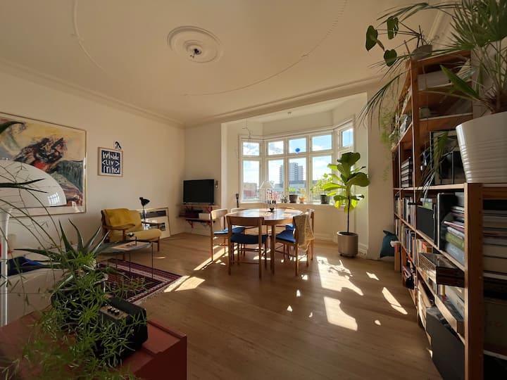 Lys Lejlighed På Stille Gade - Aarhus