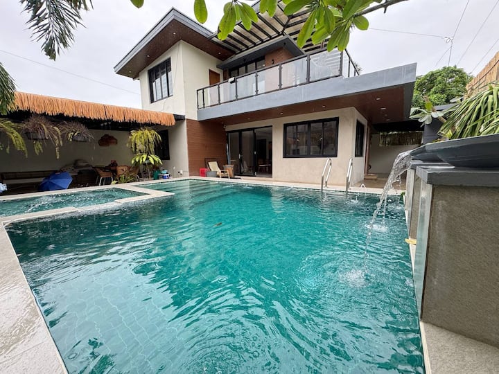 Private Villa W/ Pool Binangonan, Rizal Staycation - Taytay
