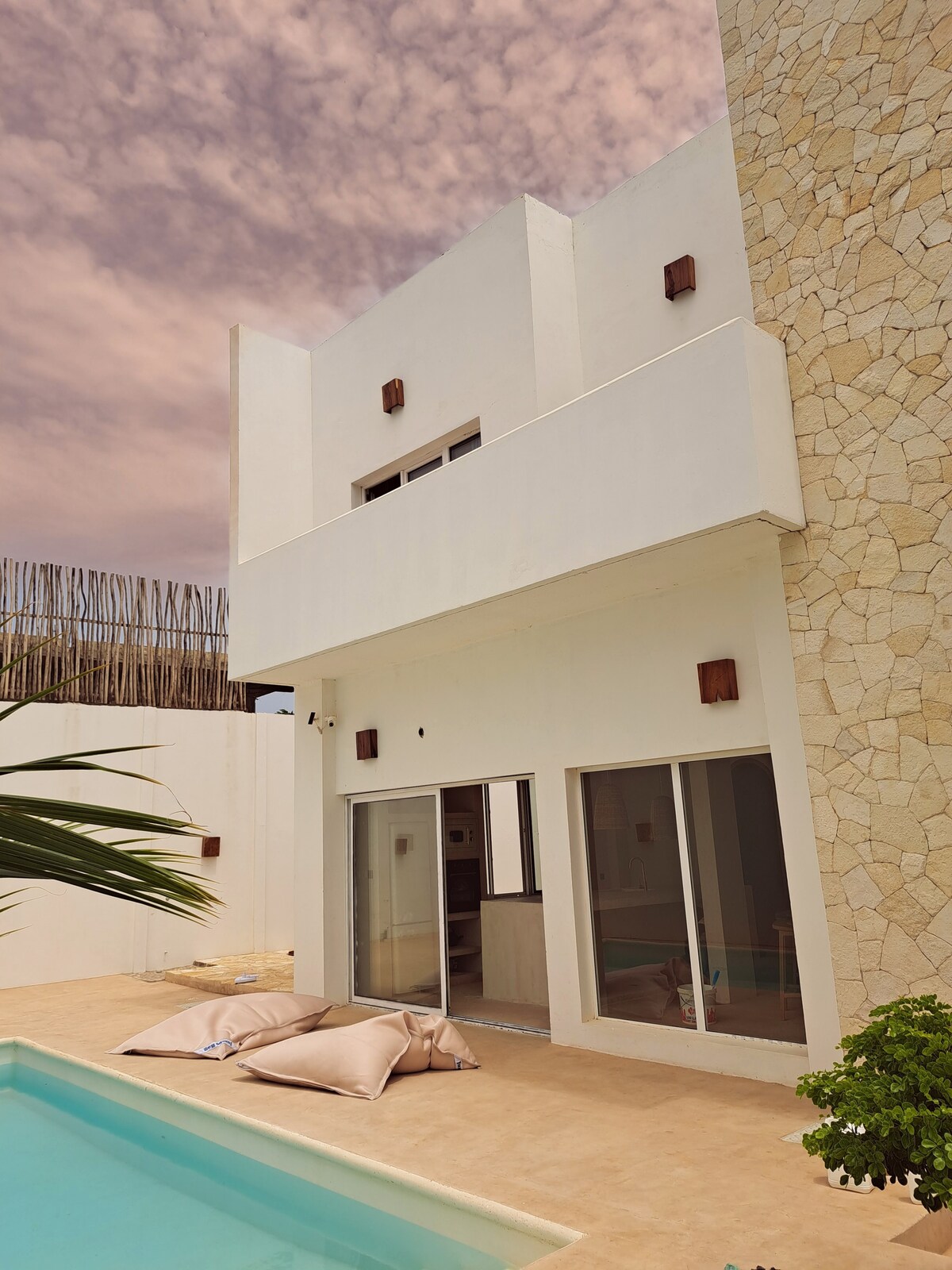 Villa à Toubab Dialaw face à l’océan - Villas à louer à Toubab Dialao ...