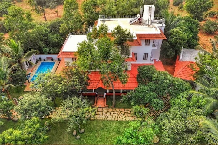 Villa Happiness - A Greenery Private Pool Villa - ポンディシェリー