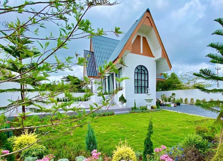 Daisy Poolvilla - Songkhla